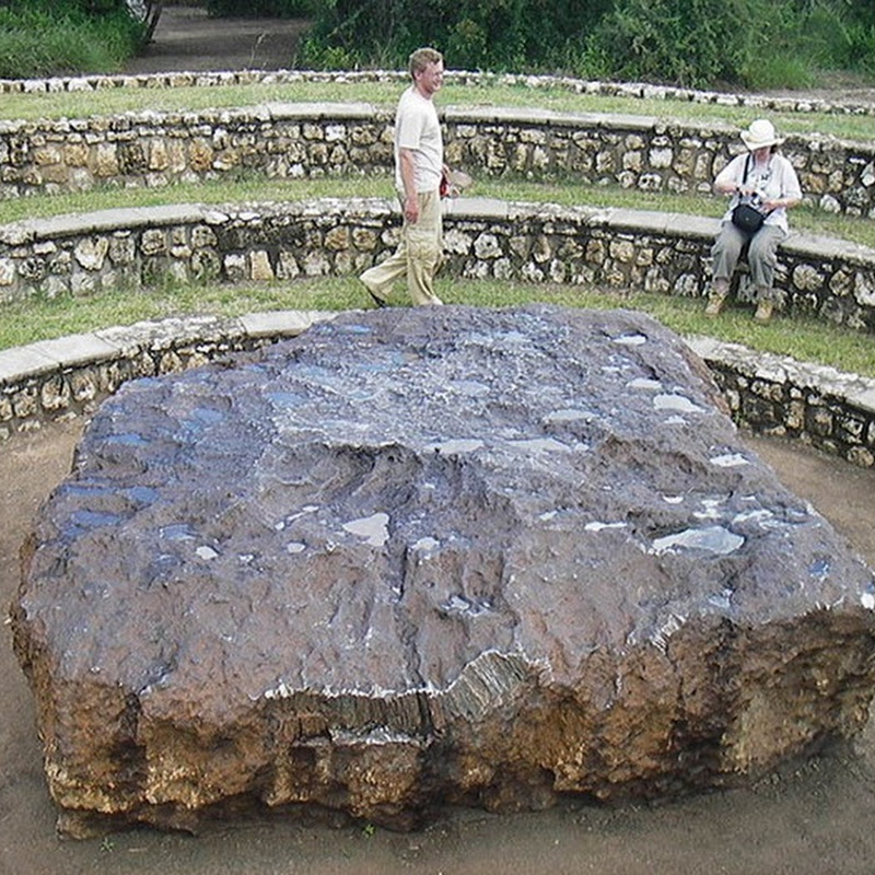 Hoba Meteorite is the Largest Meteorite on Earth | Amusing Planet